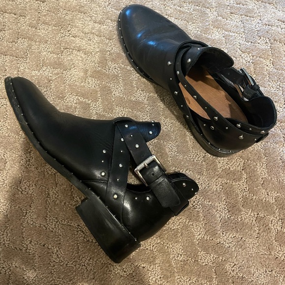 Halogen | Shoes | Halogen Western Studded Booties | Poshmark